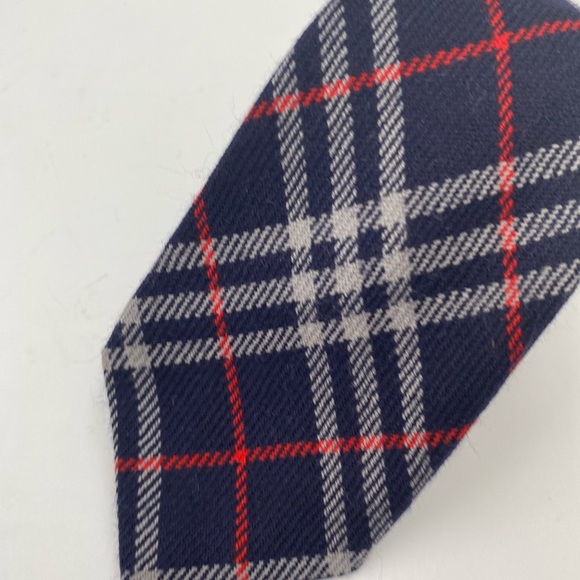 Burberry | Accessories | Burberry Wool Classic Navy And Red Checkered ...